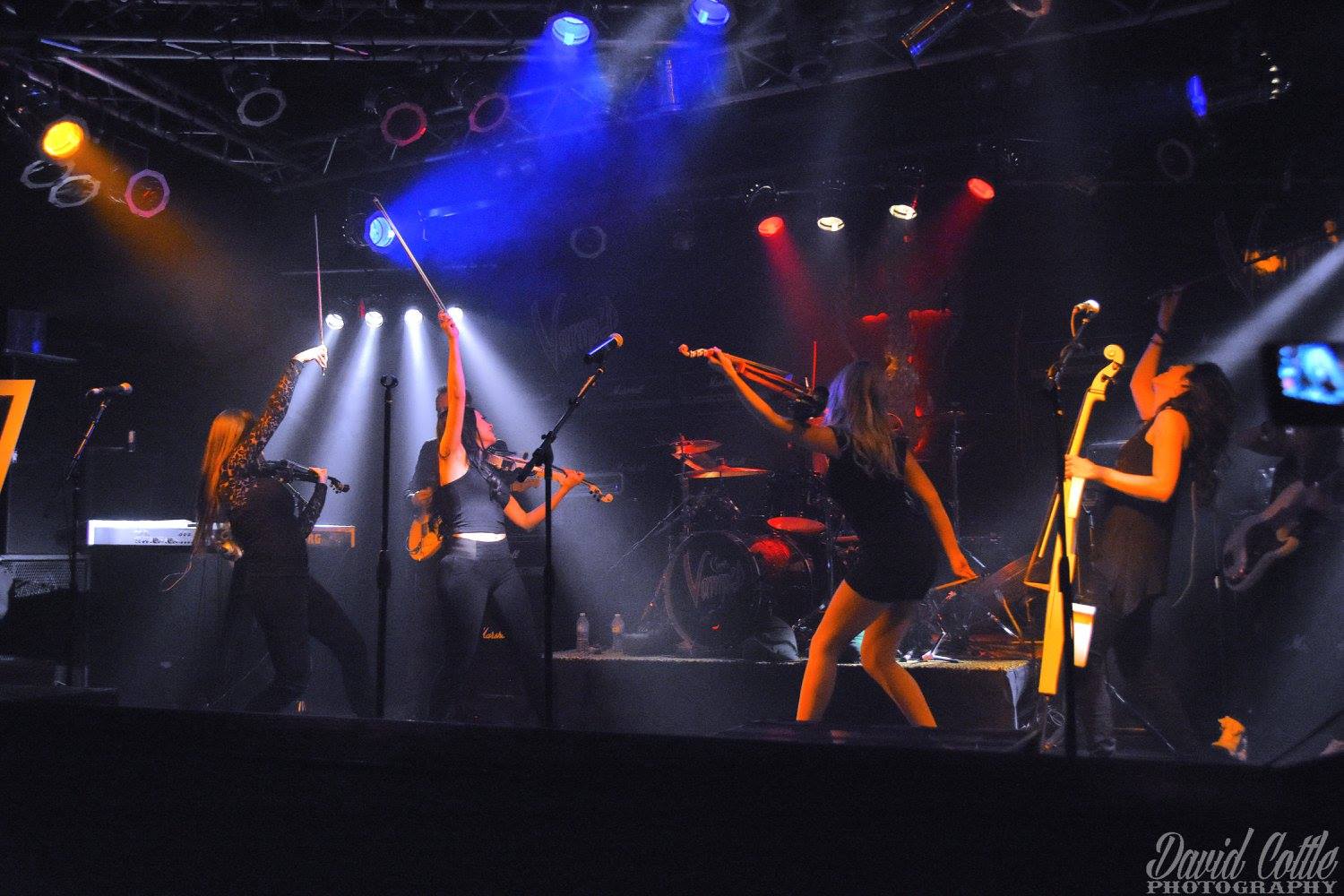 Photos - Femmes of Rock