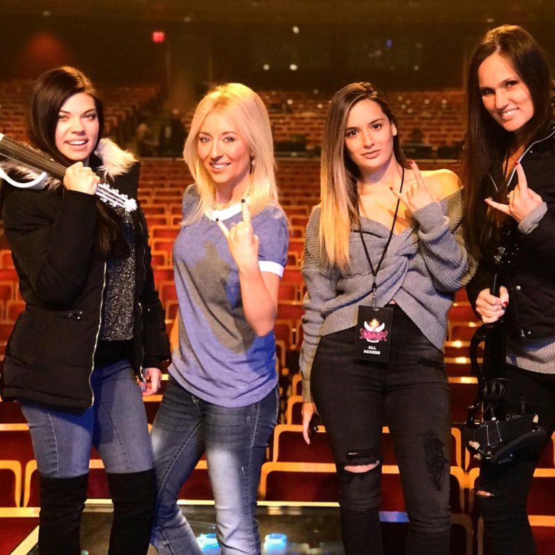 Photos - Femmes of Rock